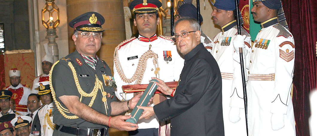 Lt Gen Dr Vimal Arora(CCO- Clove Dental)